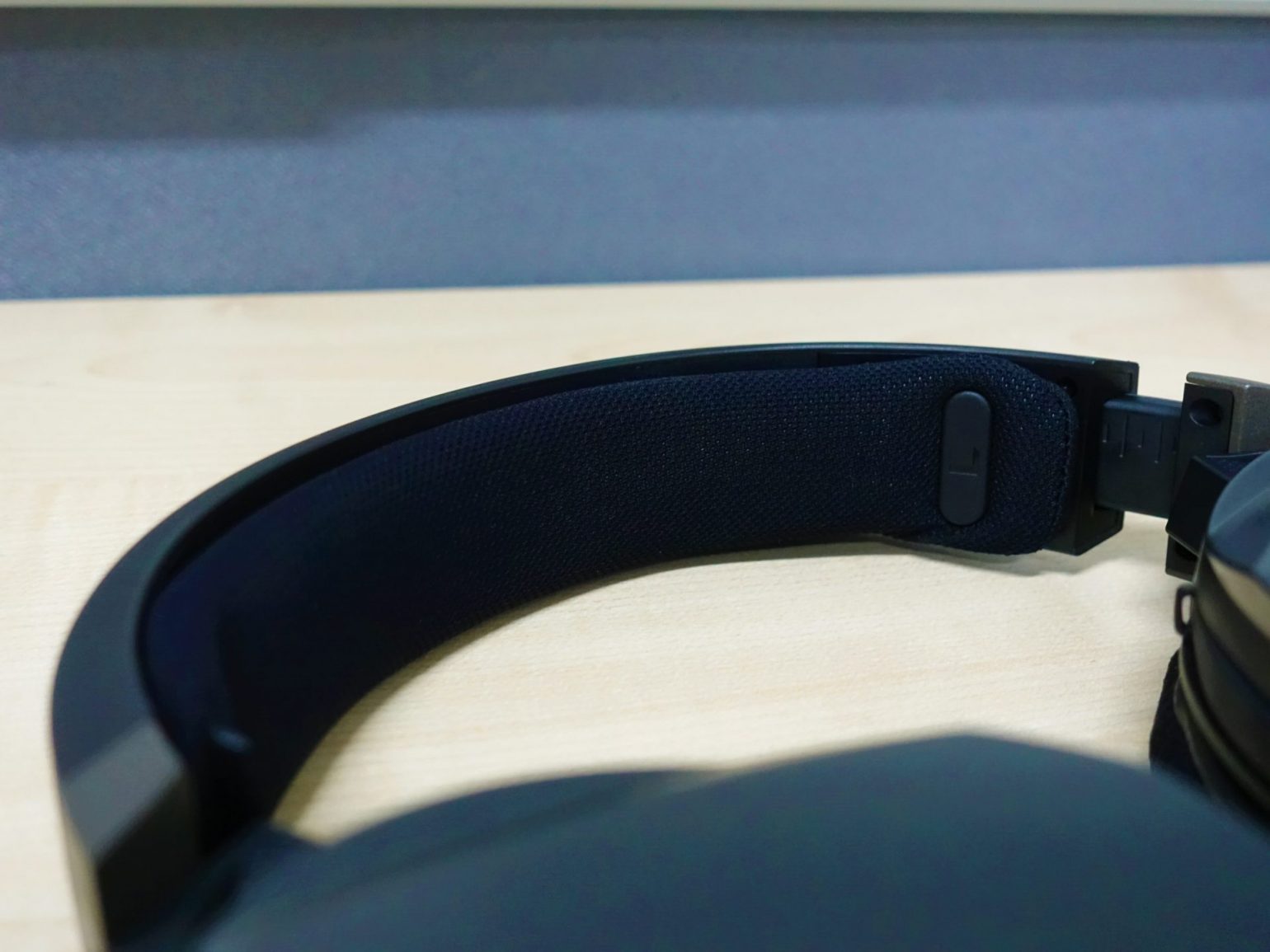 Review of the ROG STRIX FUSION Wireless Gaming Headset - The Tech ...