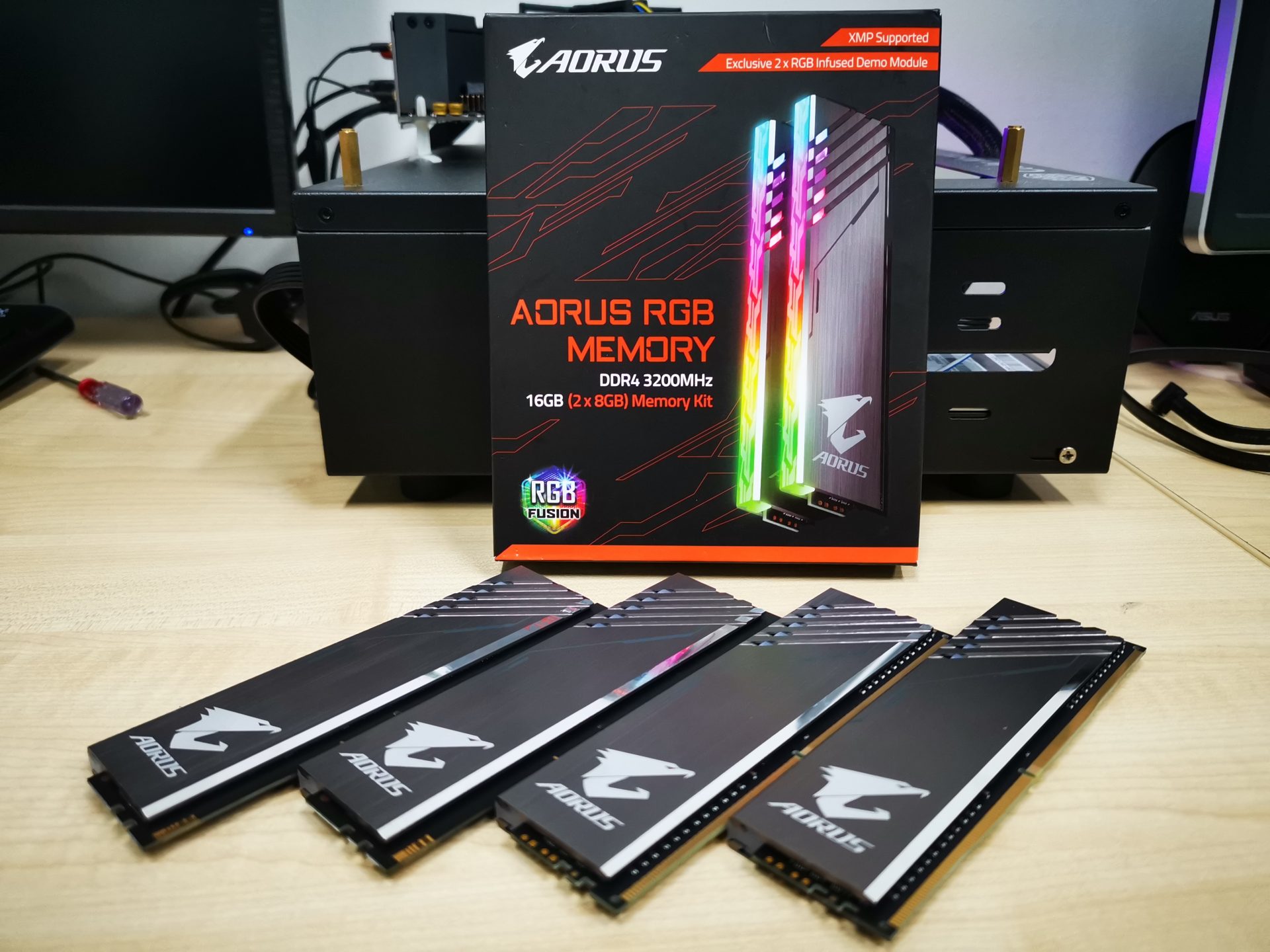 Review of the Gigabyte AORUS RGB 3200MHz Memory Kit - The Tech ...