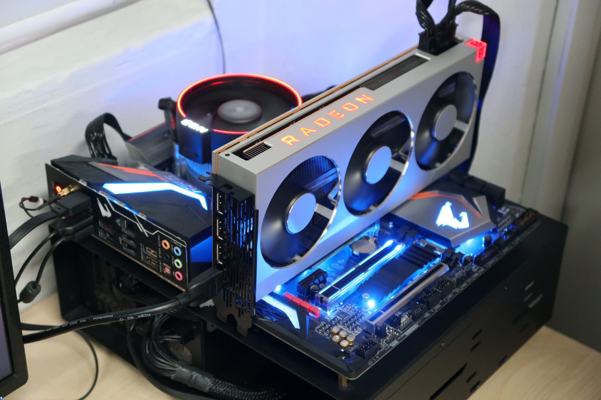Review of the AMD Radeon VII 16GB Graphics Card - Does it game well ...