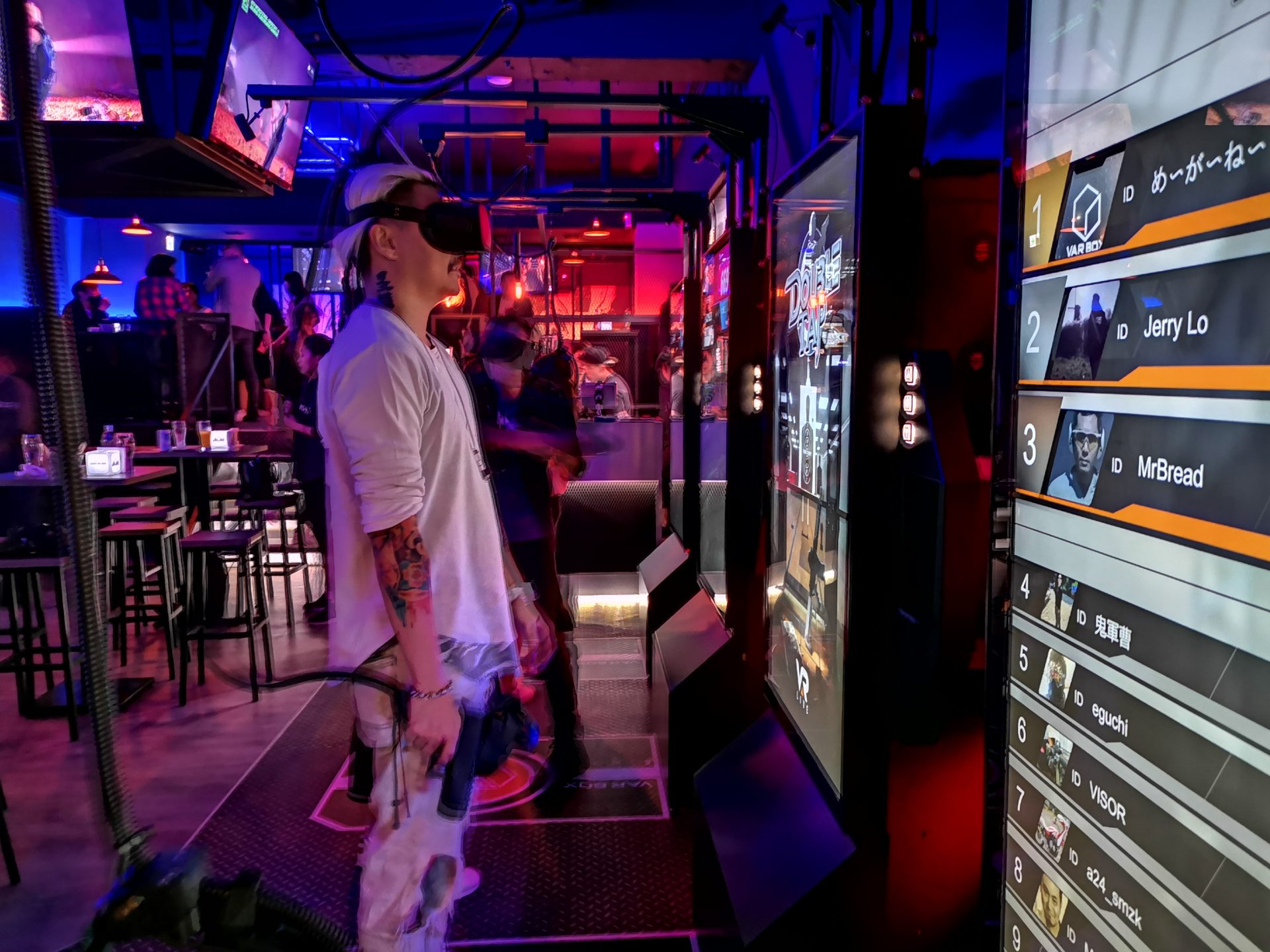 BOX Taipei - World's first Virtual Reality Gaming Bar - The Tech ...