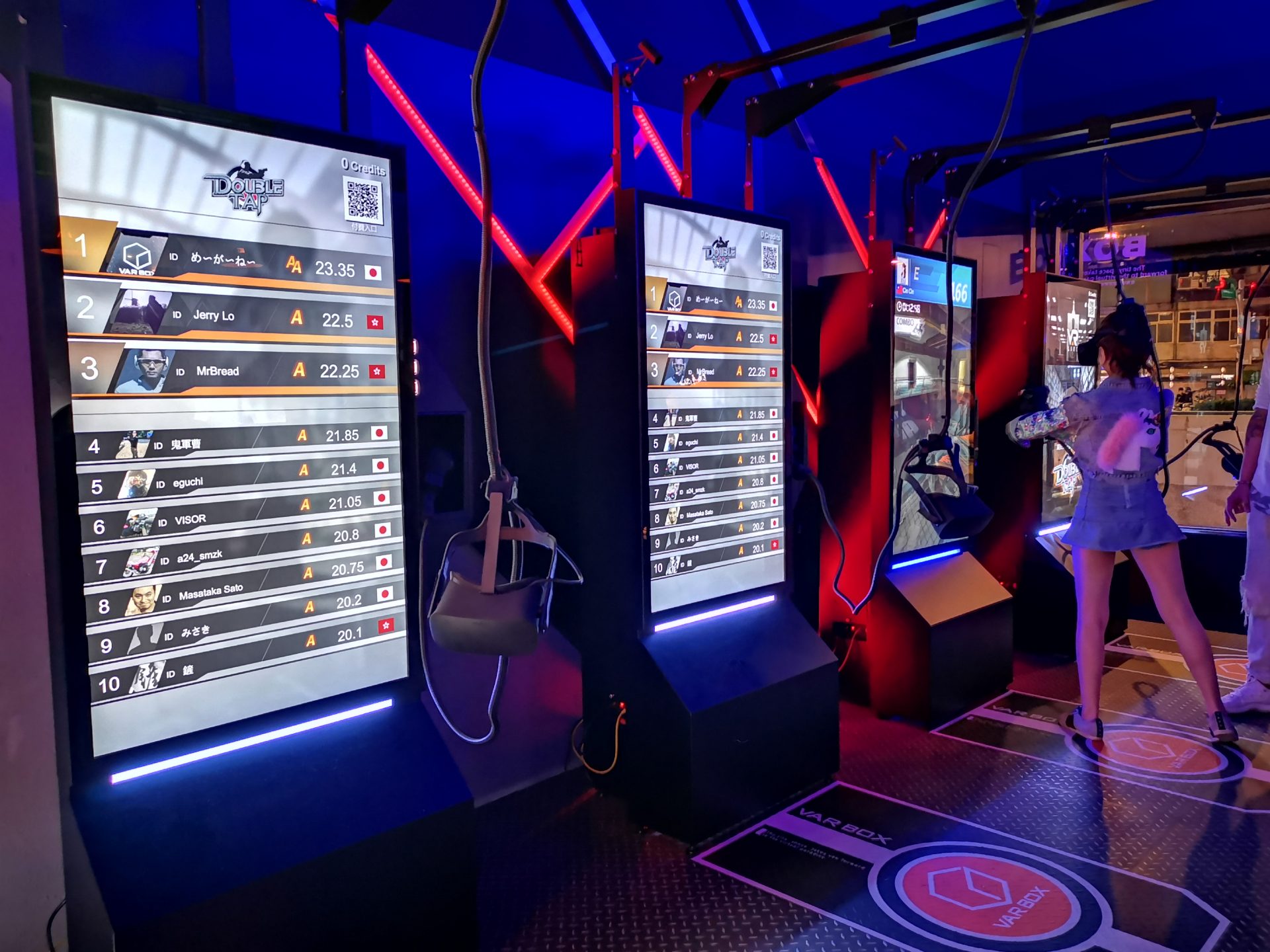 BOX Taipei - World's first Virtual Reality Gaming Bar - The Tech ...