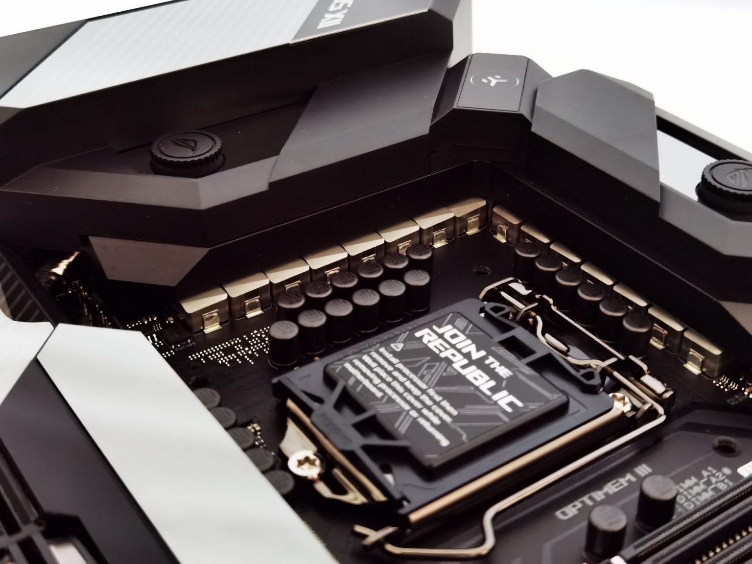 ASUS ROG Maximus XII Formula Motherboard Overview and Features Review ...