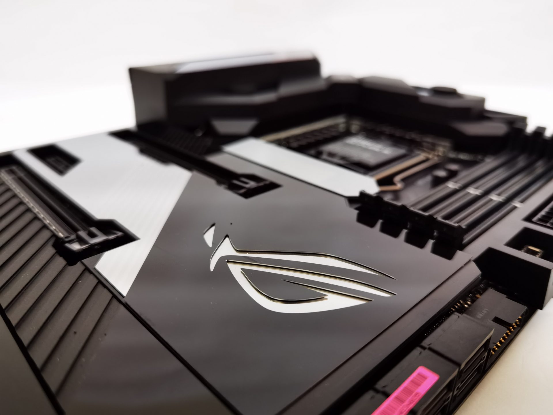 ASUS ROG Maximus XII Formula Motherboard Overview and Features Review ...