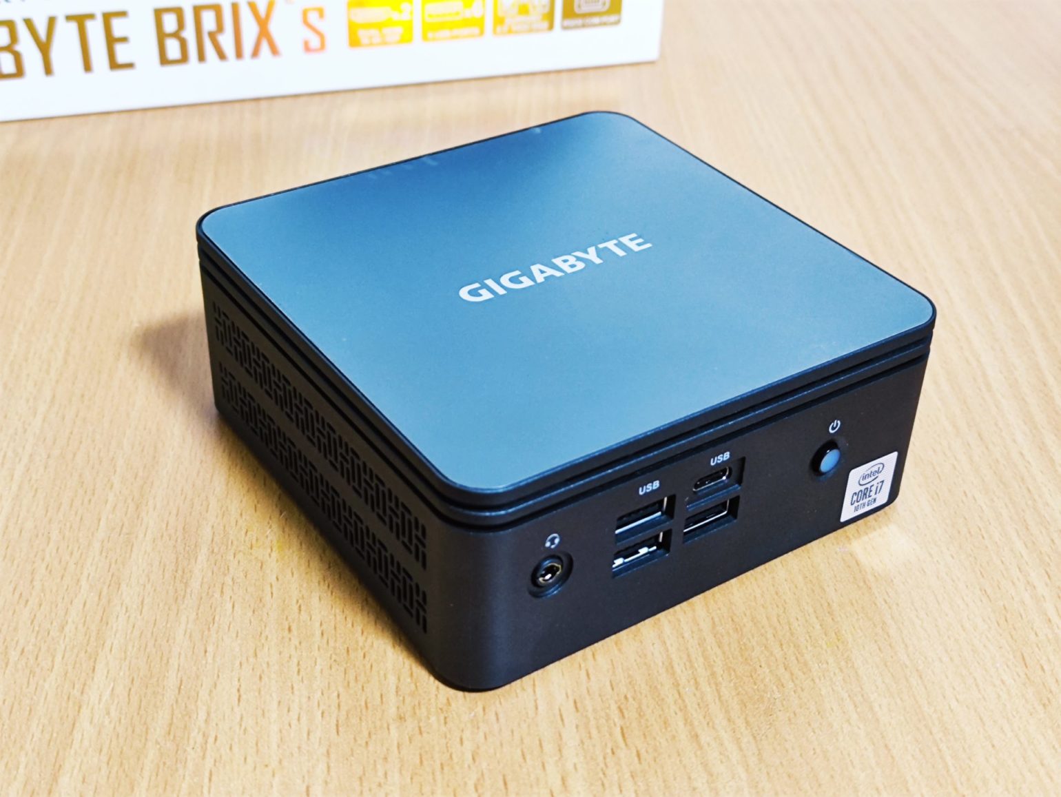 GIGABYTE BRIX S Ultra Compact PC Kit Review - Small and Powerful PC for ...