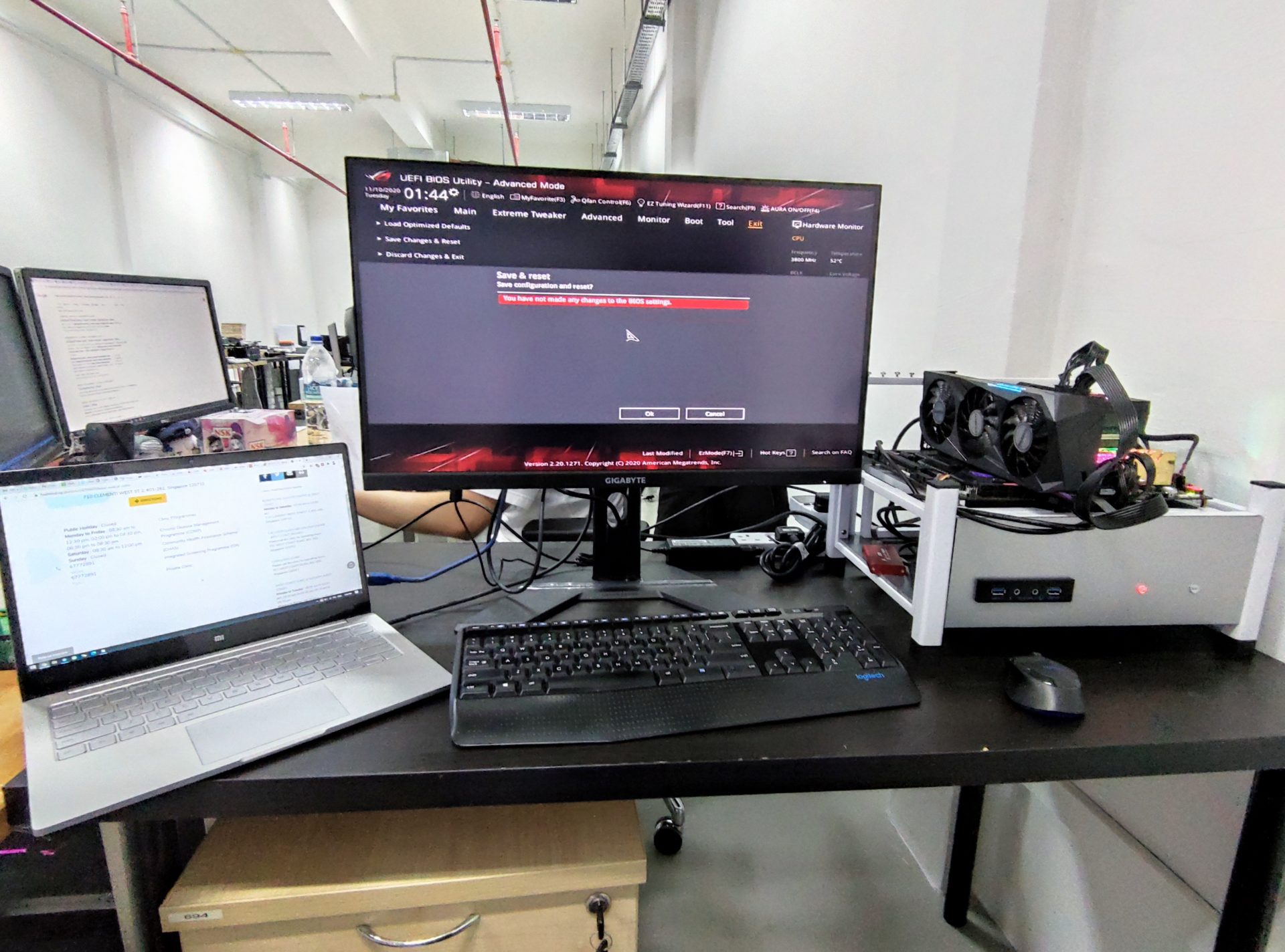 GIGABYTE M27Q Gaming Monitor - What's a KVM Monitor? - The Tech ...