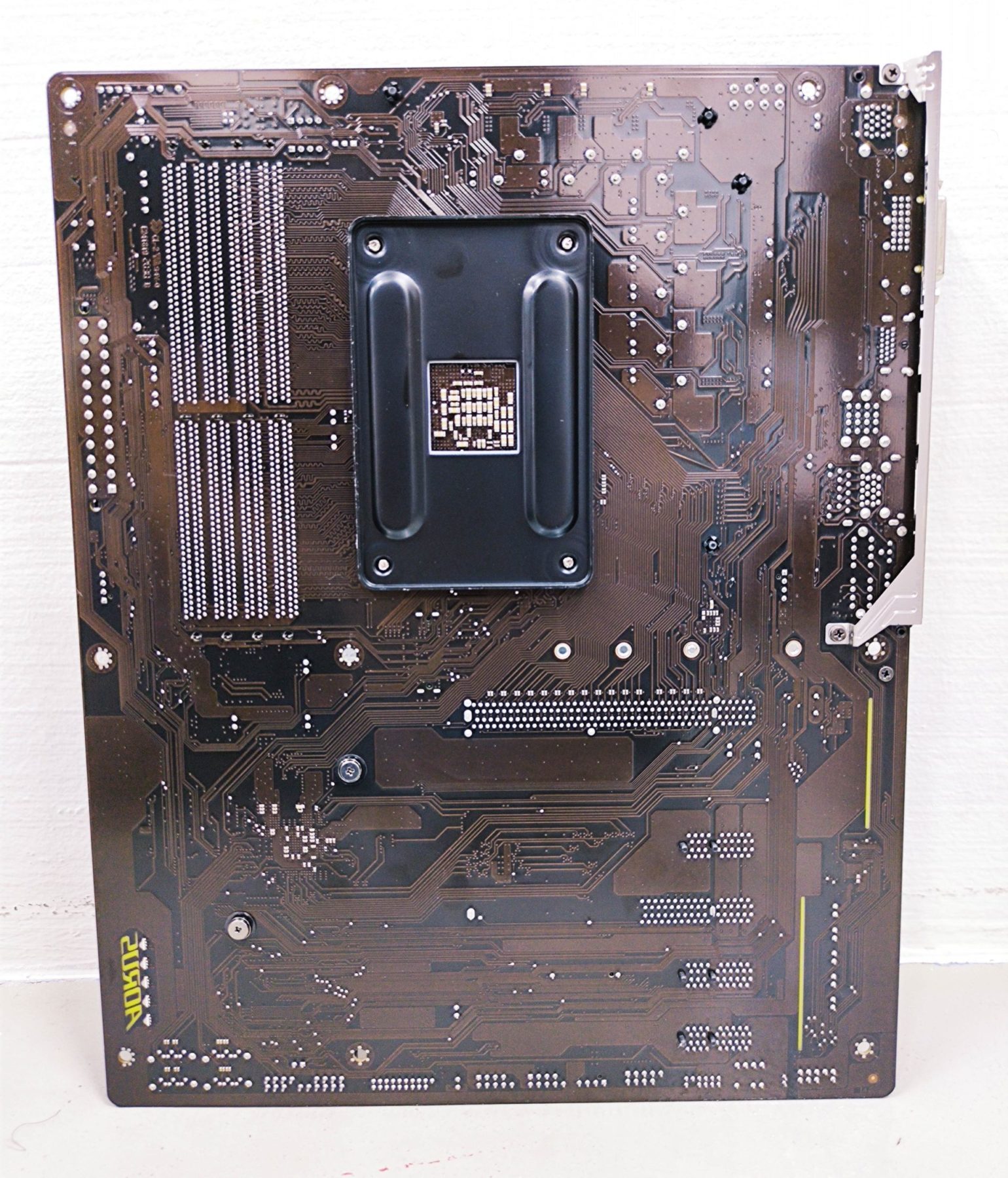 GIGABYTE A520 AORUS Elite Motherboard Review - The Tech Revolutionist