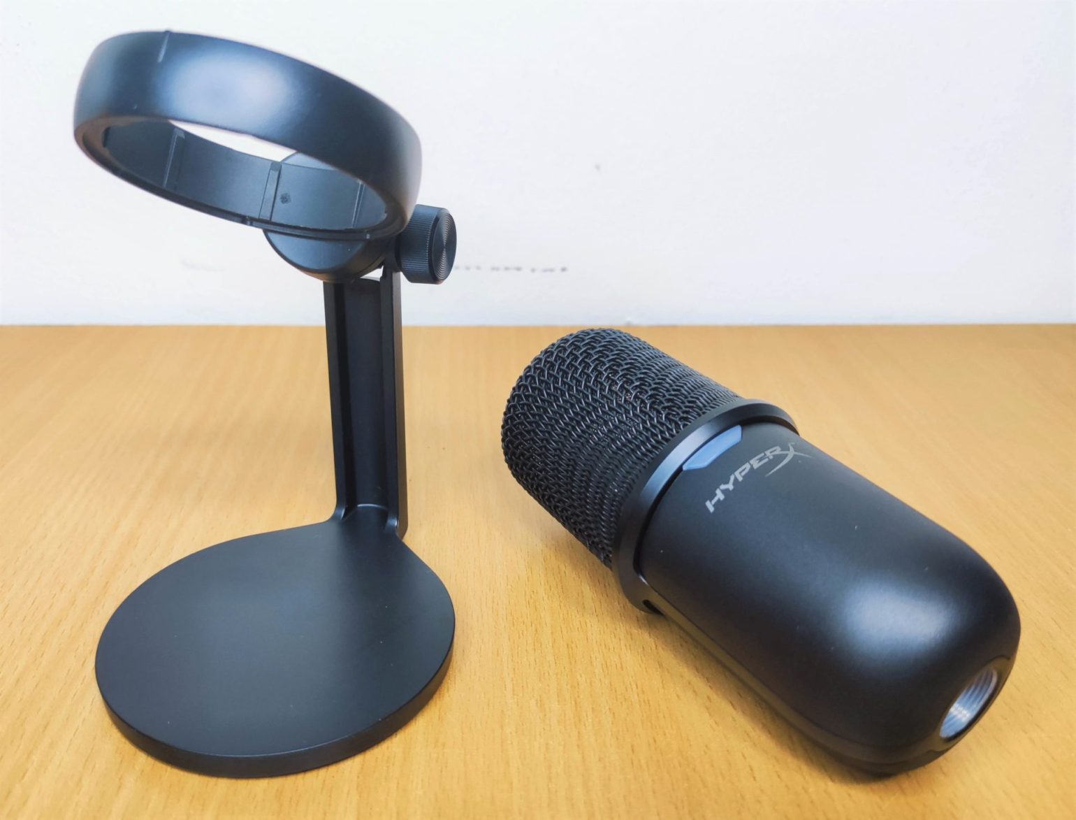 HyperX SoloCast Microphone Review - Up Your Audio Recording Game - The ...