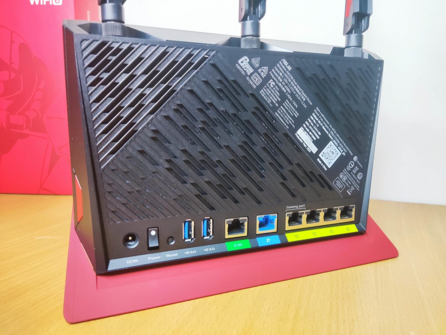 WFH Home Network Upgrade : ASUS RT-AX86U ZAKU II Edition Wireless ...