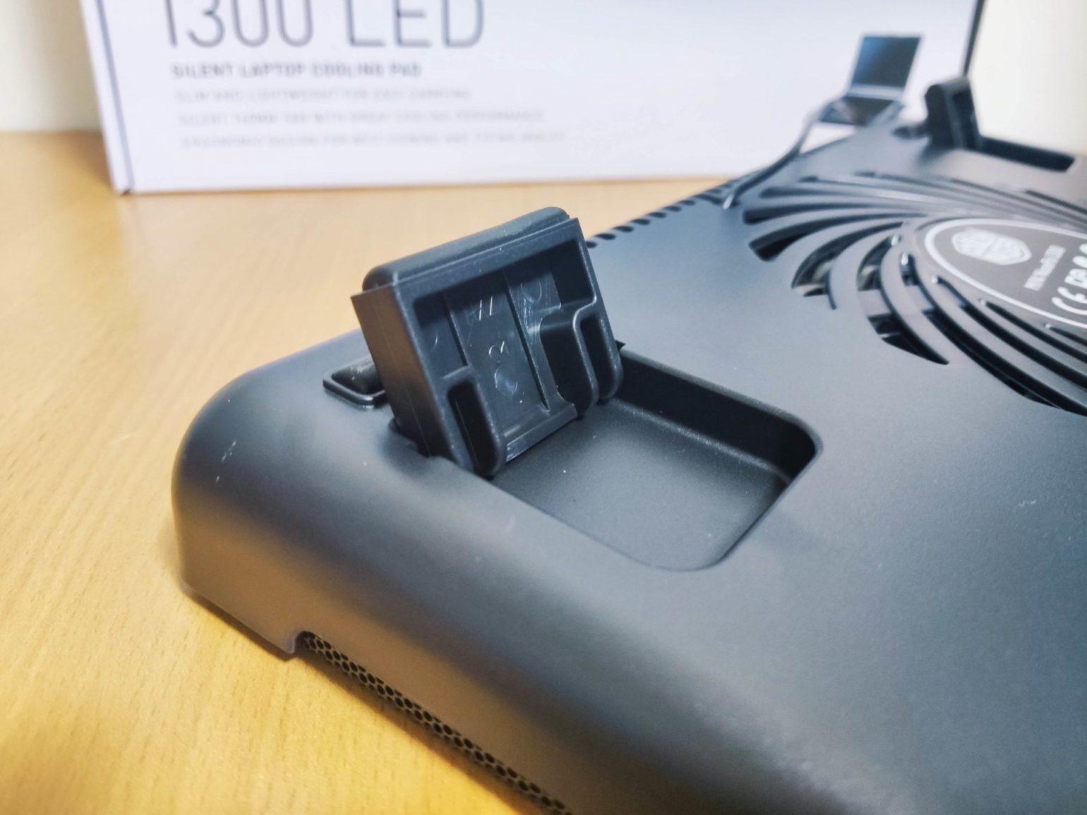 WFH Notebook Cooler Upgrade - Cooler Master Notepal I300 LED Review ...