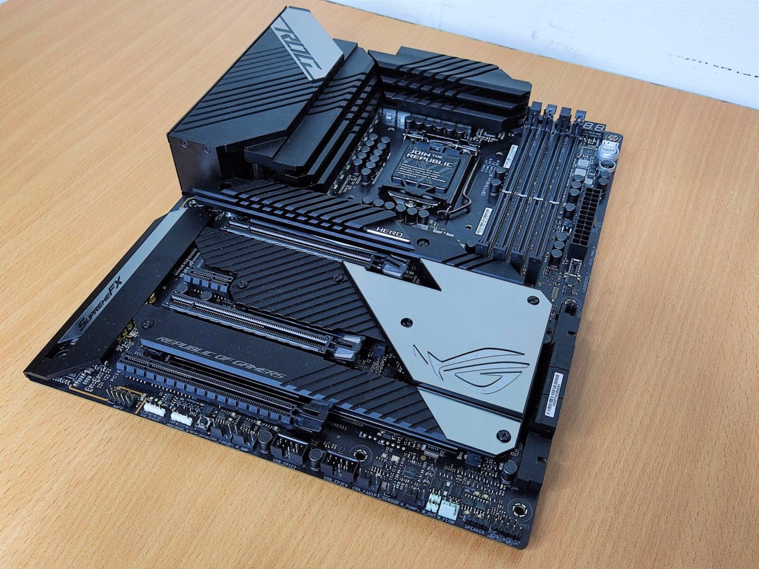 ASUS ROG Maximus XIII Hero Z590 Motherboard Review - The Tech Revolutionist