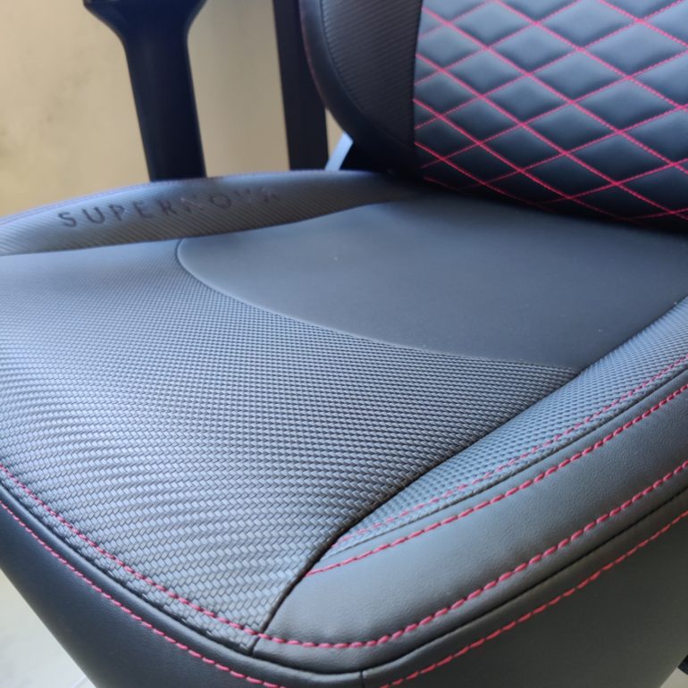 Martiangear Supernova Gaming Chair Review: Sports-car inspired chair ...