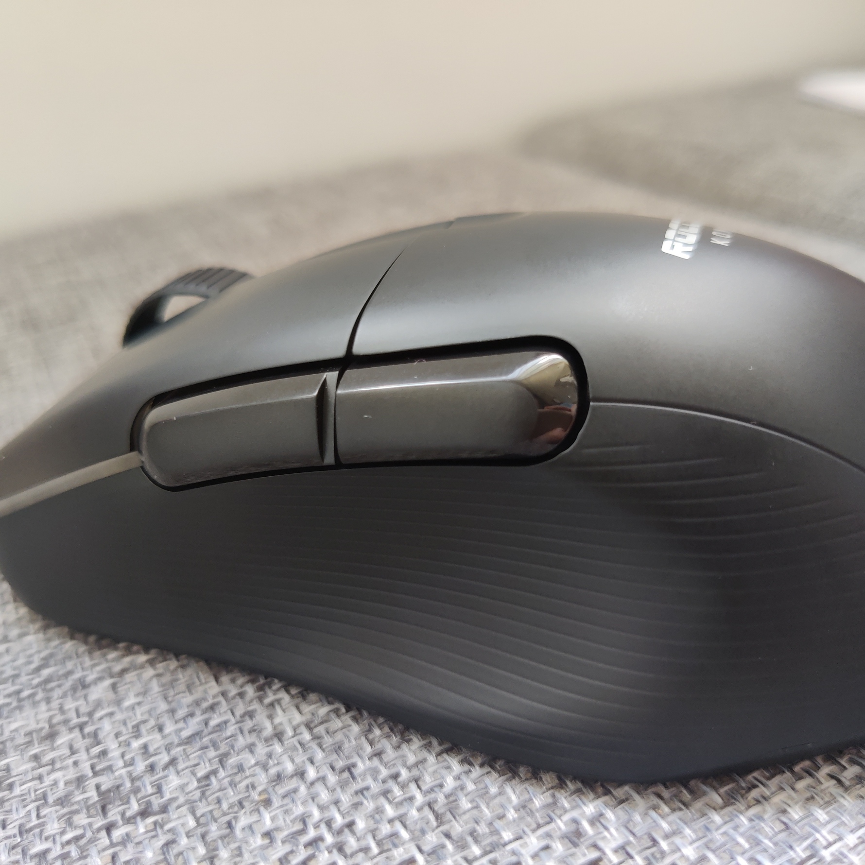 Roccat Kone Pro Air review: Light and ergonomic gaming mouse - is it ...
