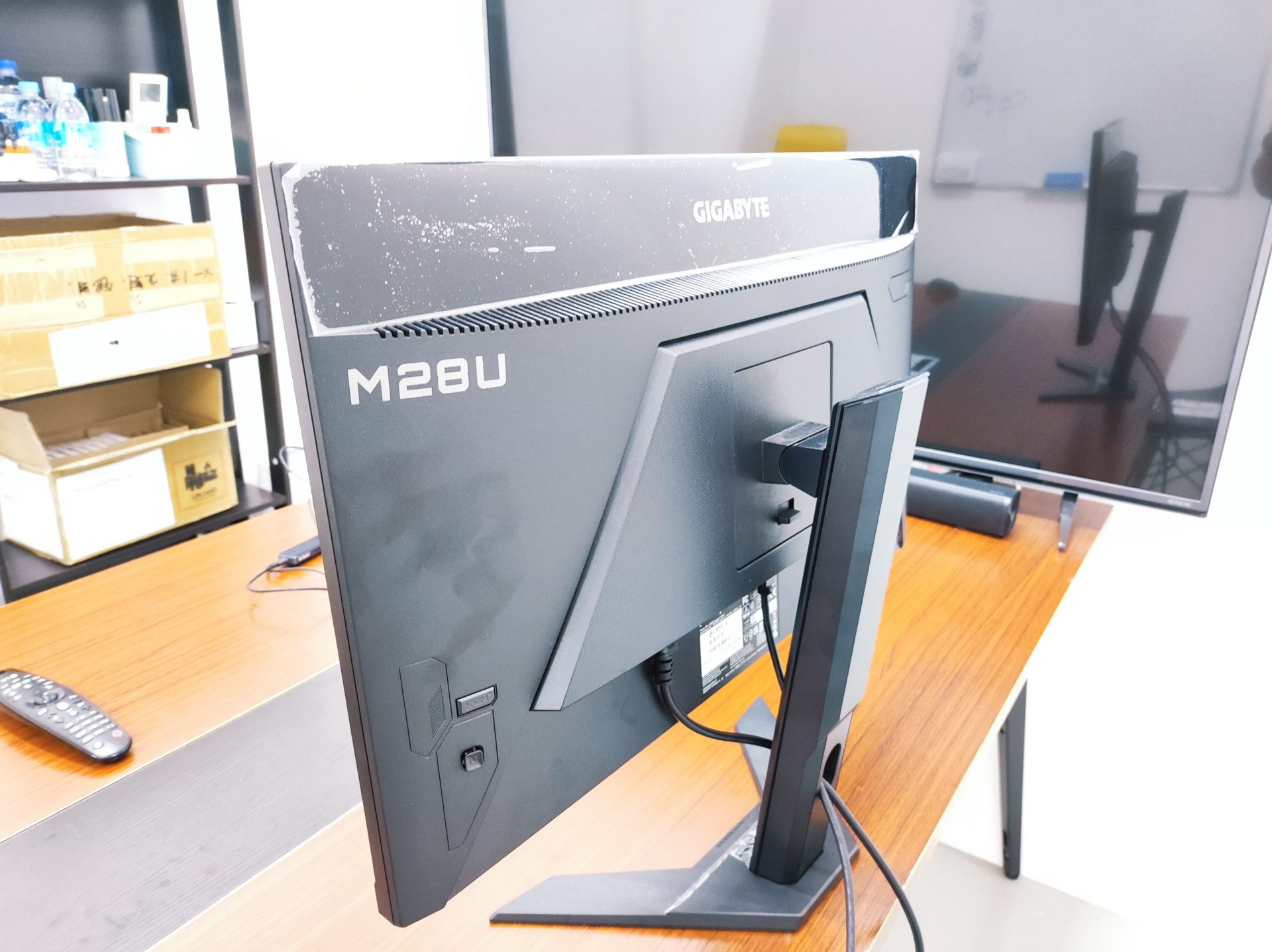 GIGABYTE M28U Gaming Monitor Review - All you ever wanted for a Gaming ...