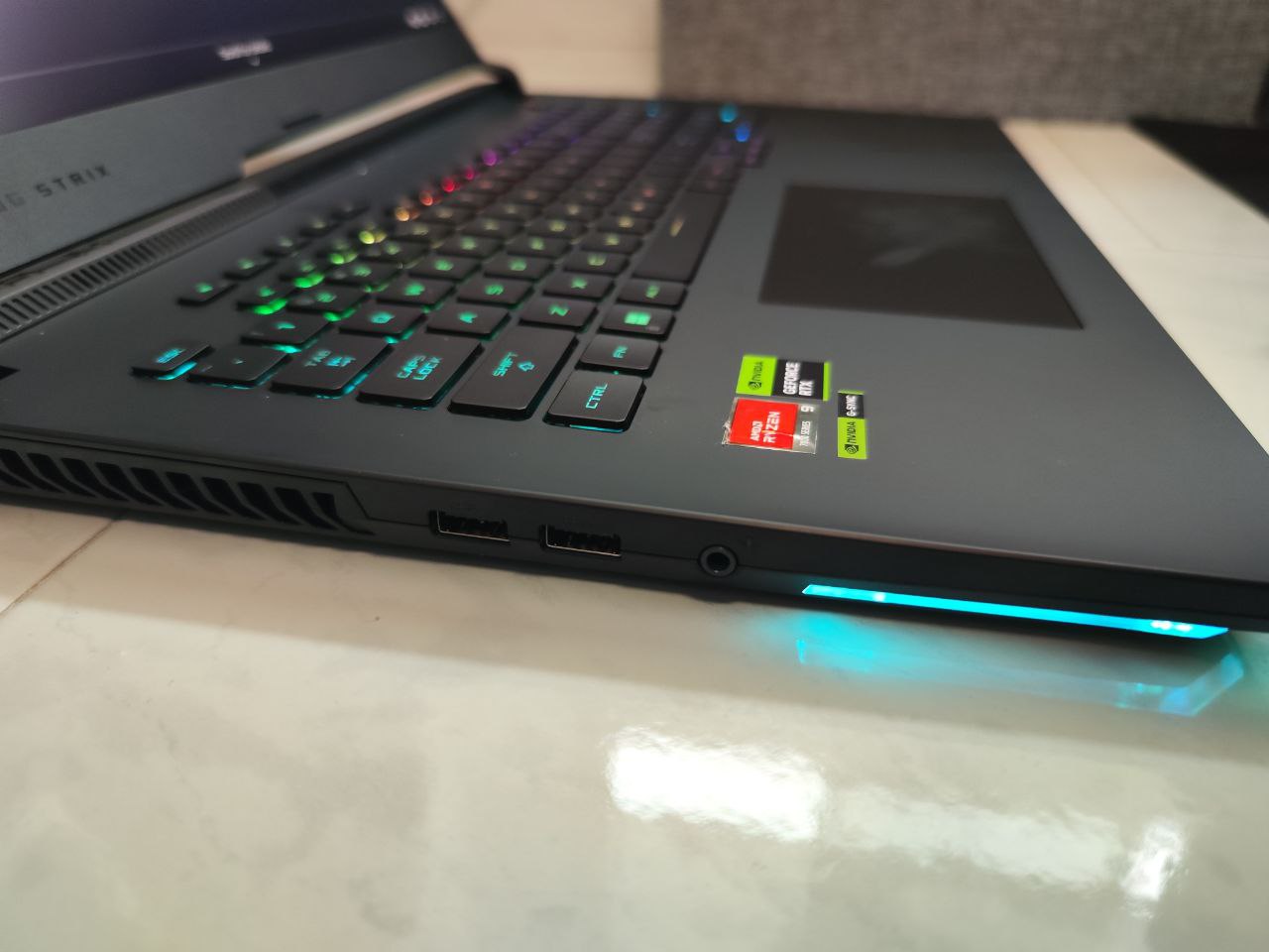Asus ROG Strix Scar 17 2023 Review: Gaming Beast with Impressive Specs ...