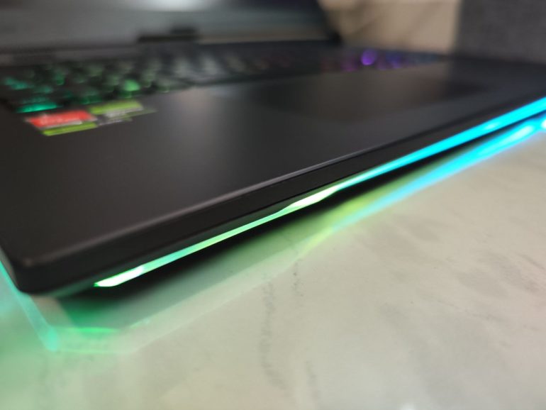 Asus ROG Strix Scar 17 2023 Review: Gaming Beast with Impressive Specs ...