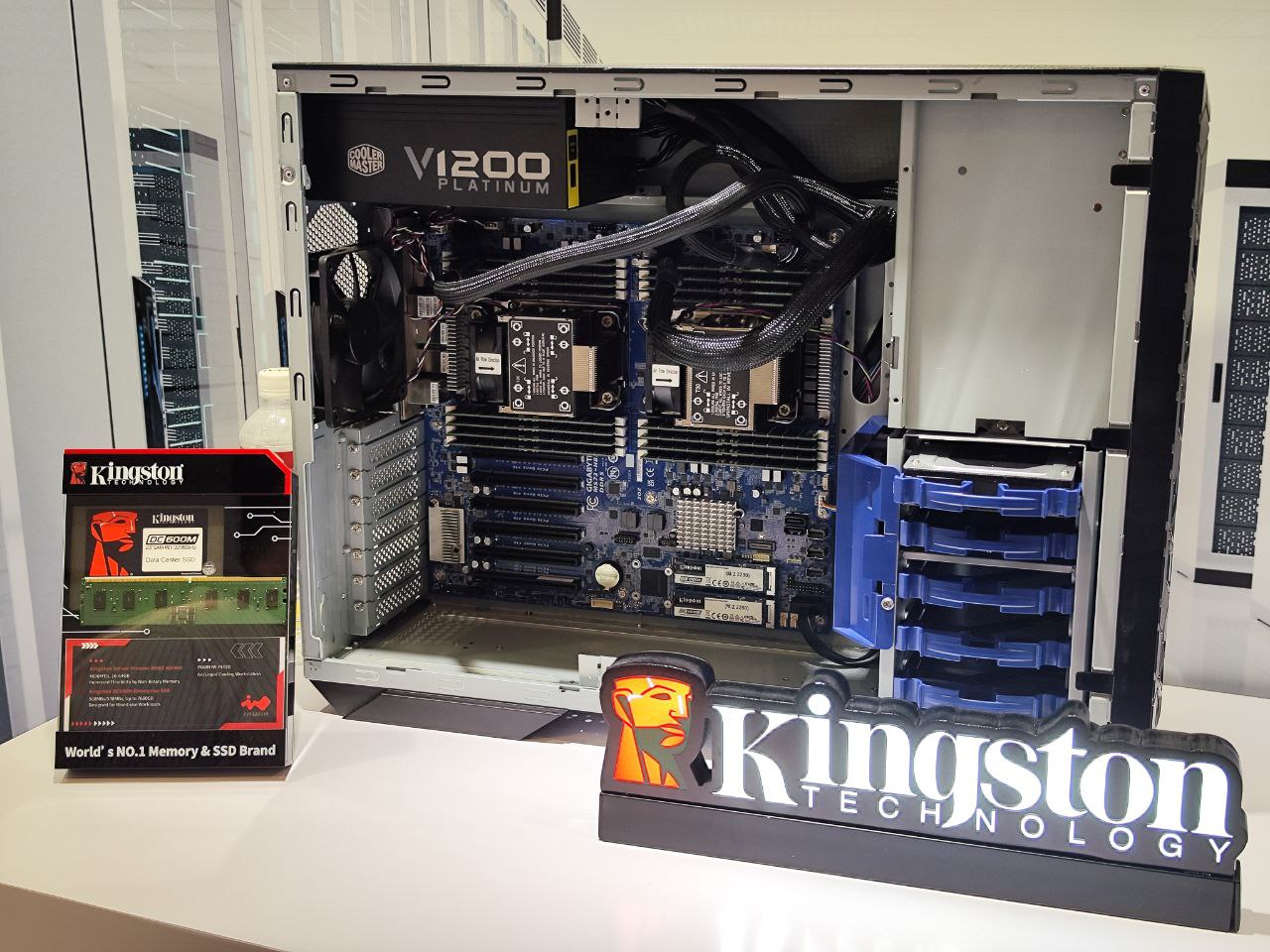 COMPUTEX: Kingston Unveils New Non-Binary DDR5 Memory, XS1000 External SSD and more - The Tech ...