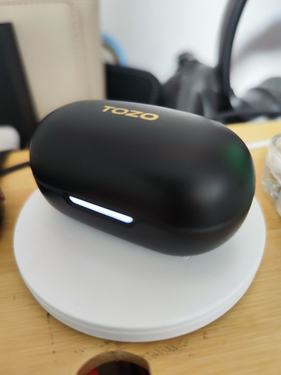 TOZO Golden X1 True Wireless Earbuds Review - The Tech Revolutionist