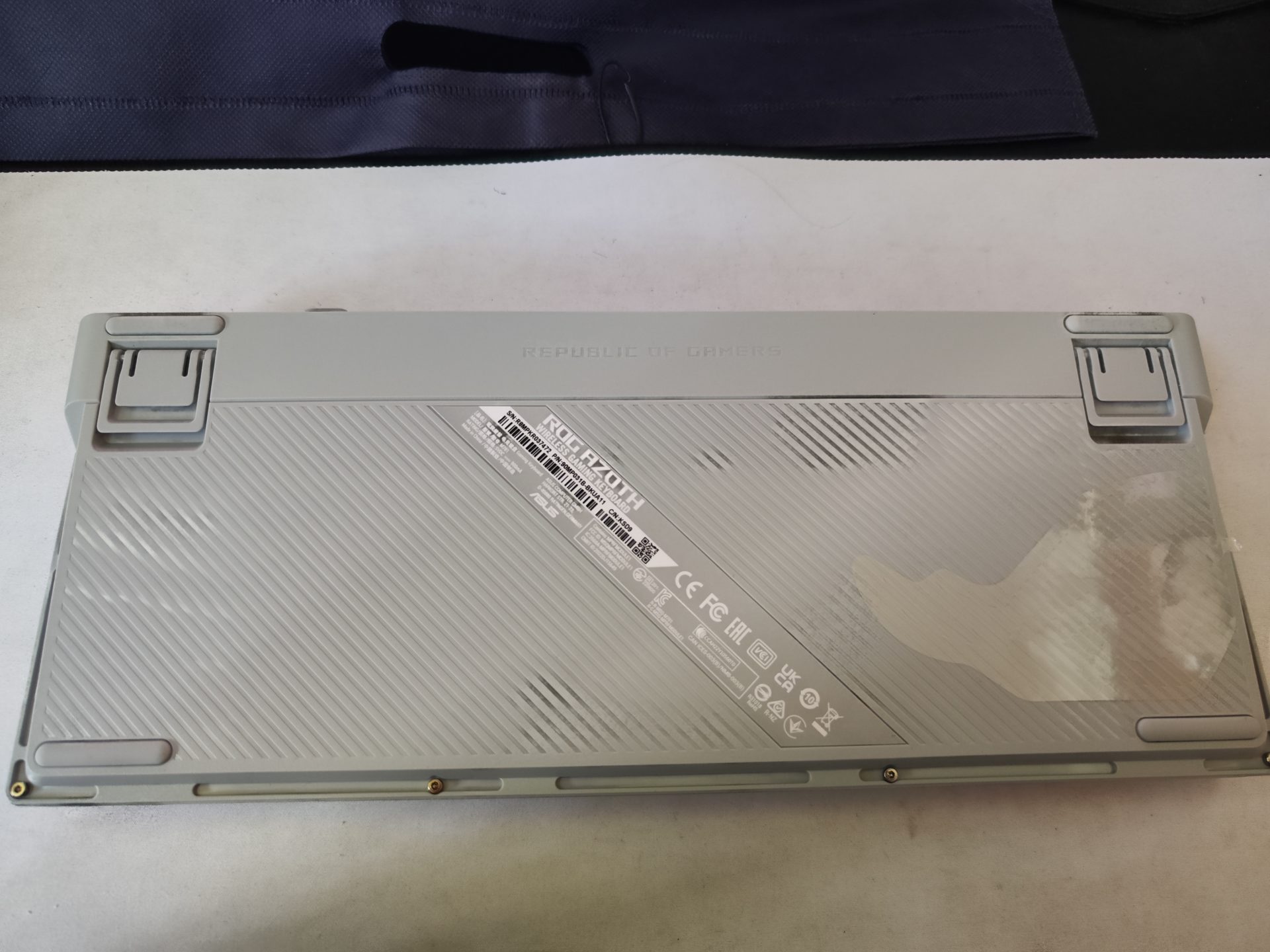 Asus ROG Azoth Review: Overlook the software and it's a true ...