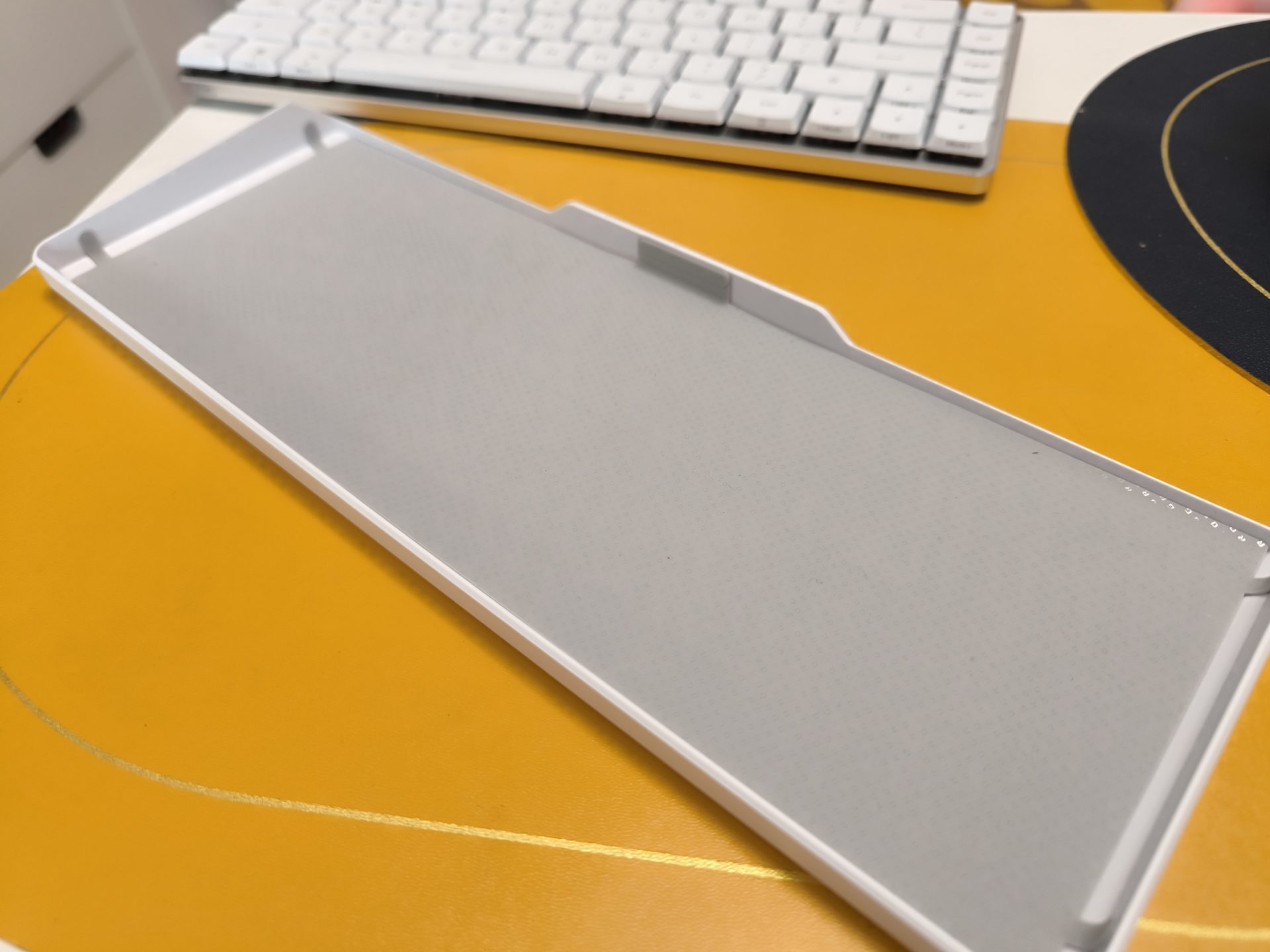 ASUS ROG Falchion RX Low-Profile Gaming Keyboard: Aesthetics ...