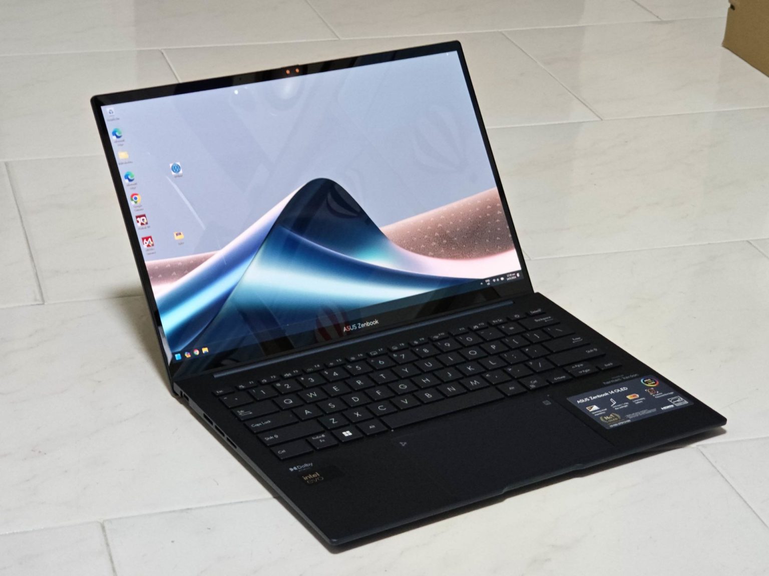 ASUS Zenbook 14 OLED UX3405 Review – Simplicity at its finest - The ...