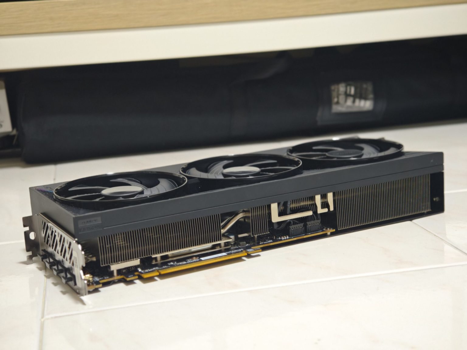 AMD Radeon RX 9070 XT and RX 9070 Review: Mid-High End 1440p Gaming ...